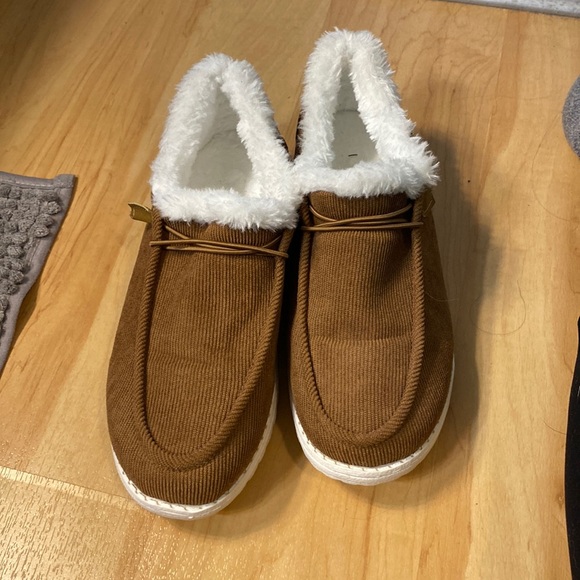 Shoes | Womens Slippers | Poshmark